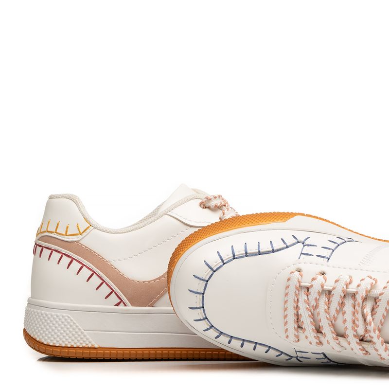 Tênis Branco Costuras Multicolor